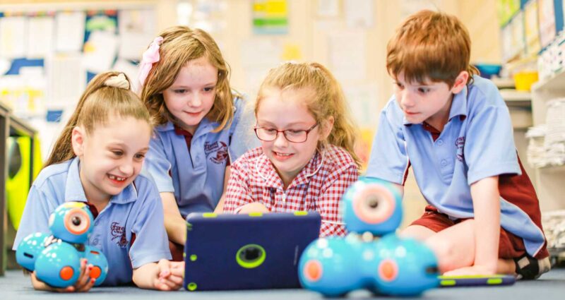 Where Learning Embraces Smart Use of Technology - Forest Crescent PS